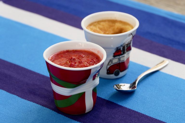 Recette du flan basque avec une écrasée de fraises du jardin au piment ...