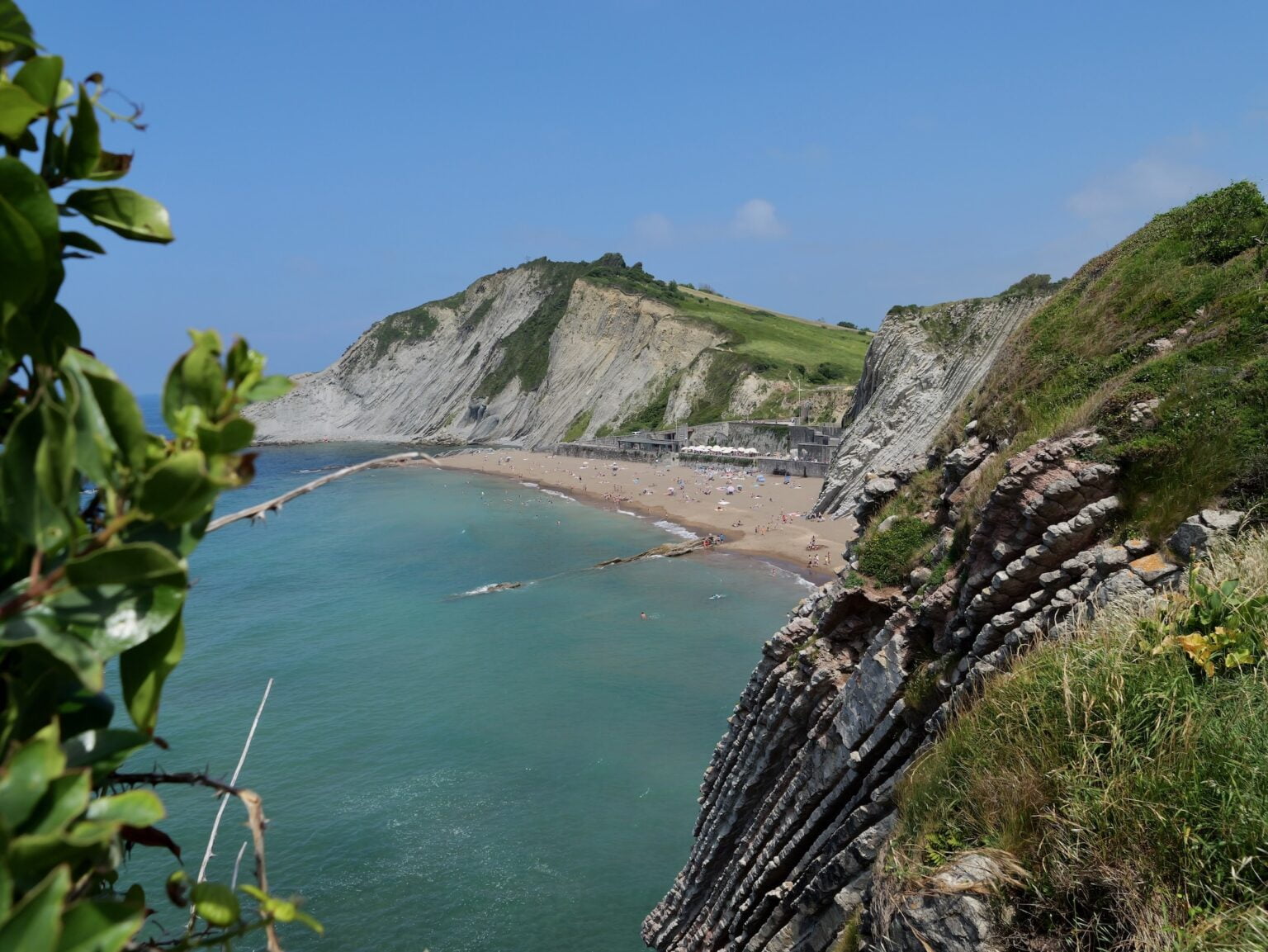 Une randonnée de Zumaia à Deba à la découverte du flysch - Paysbasque.net